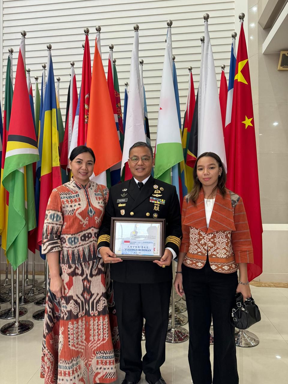 Putra Dayak Harumkan Nama Bangsa: Kolonel Marinir Yustinus Rudiman ...